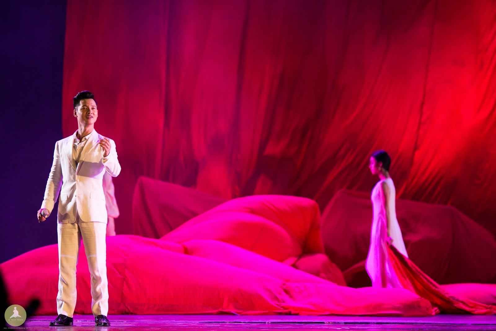 Liveshow "Bai Ca Khong Ten" - Duc Tuan Singer - Prince Production